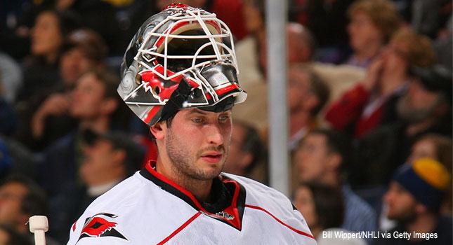 Flyers claim goalie Leighton off waivers