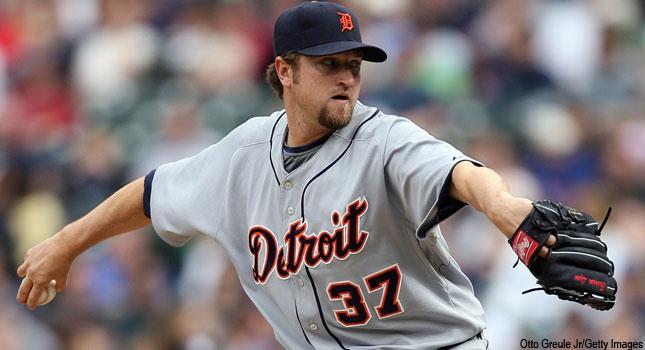 Angels agree to minor league contract with Lyon