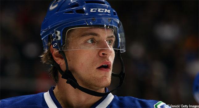 Canucks recall Grabner from Moose