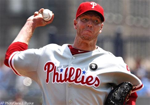 Halladay helps Phillies end 4-game skid