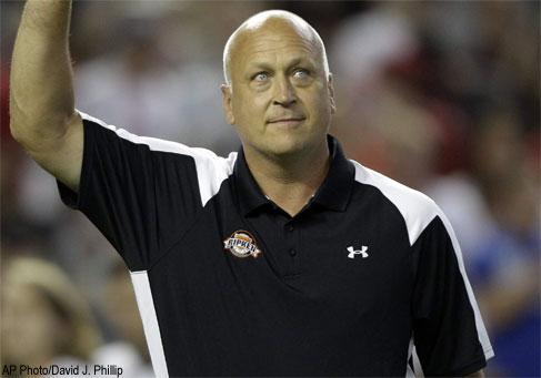 Ripken leads exchange with Japanese youth