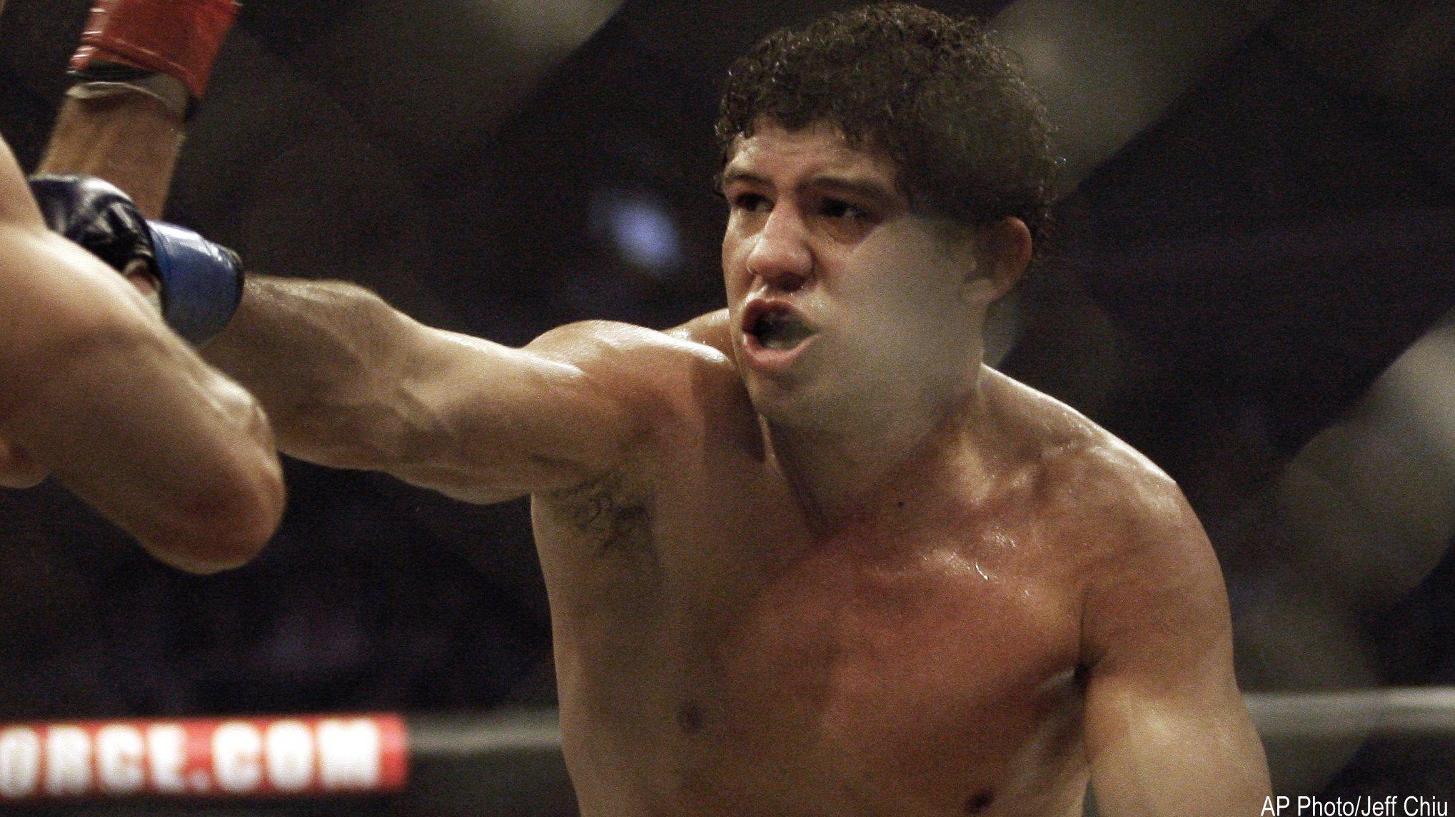 Melendez looks to avenge friend vs. Henderson