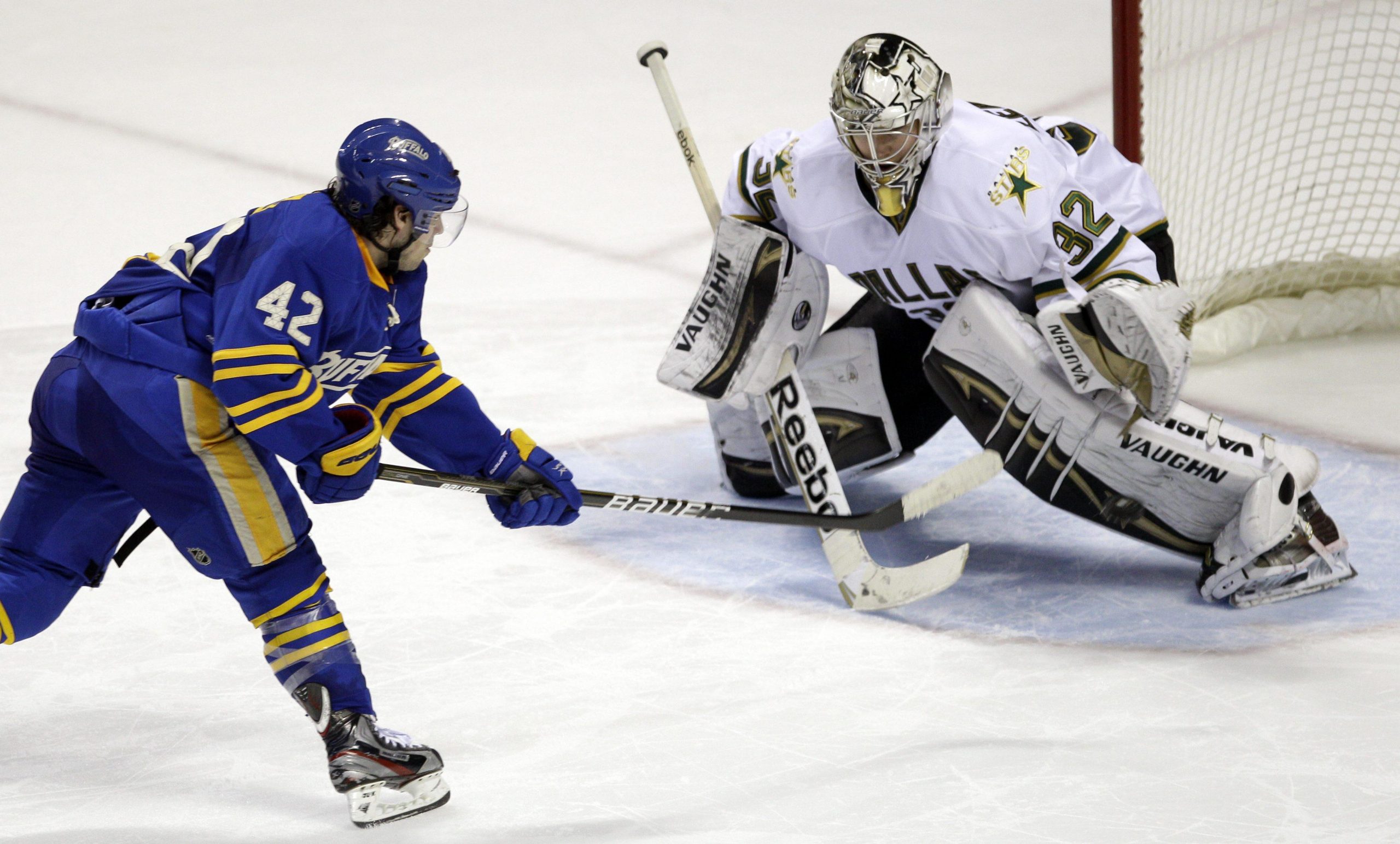 Gerbe caps Sabres’ SO win vs. Stars