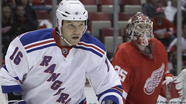 Sather has ‘no idea’ what Avery is up to