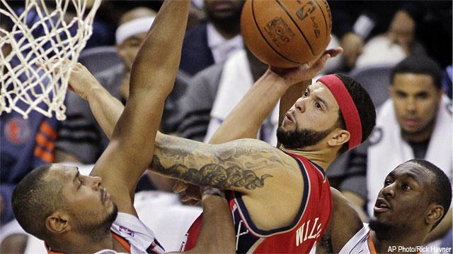Deron Williams Nets Dunk