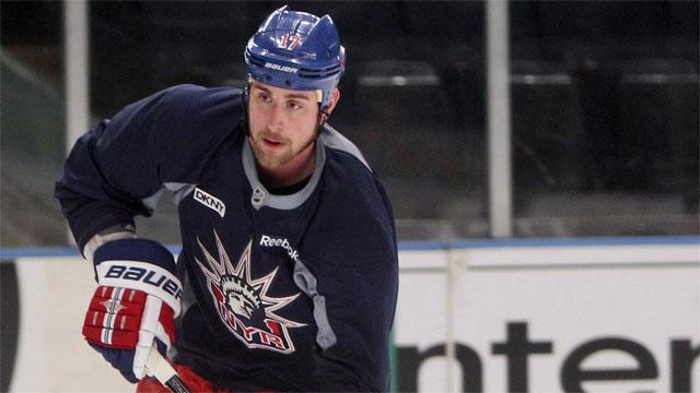 Dubinsky returns to lineup in Game 5