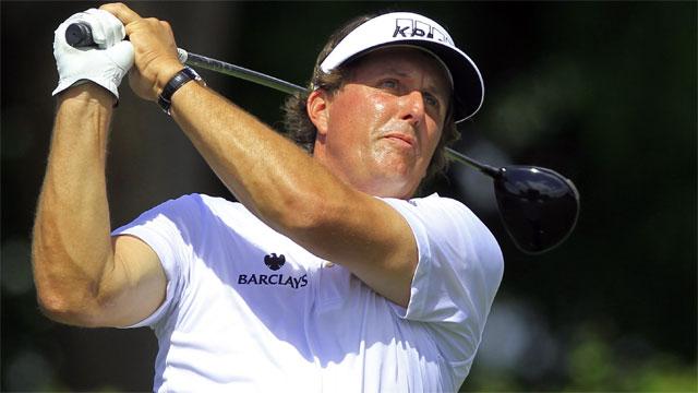 Mickelson involved in bid to buy Padres