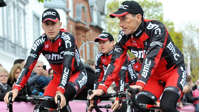 Phinney wins opening stage of Giro d’Italia