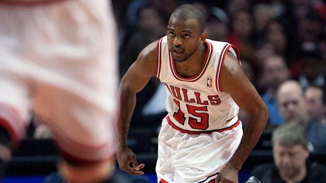 Raptors close to signing Chicago PG Lucas