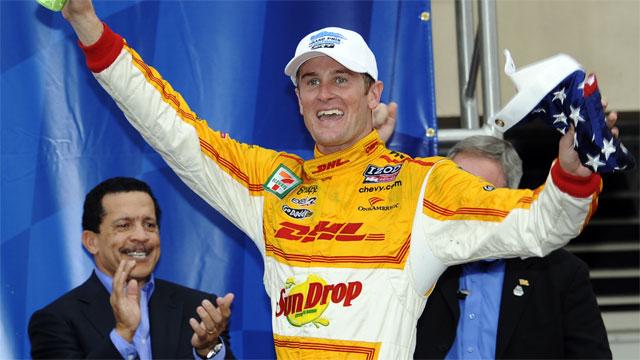 Hunter-Reay finally in spotlight as IndyCar returns