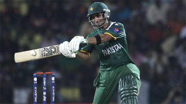 Nazir leads Pakistan into Super 8 in T20