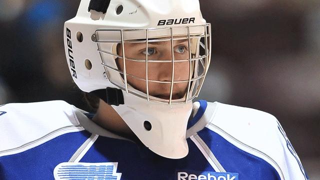 Vienneau stops 34, Wolves blank Battalion