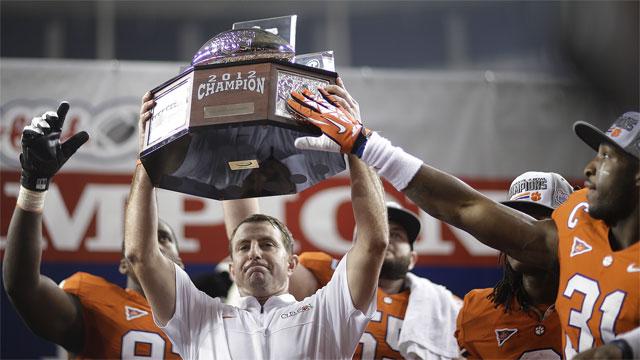 Clemson beats LSU on final play in Chick-fil-A