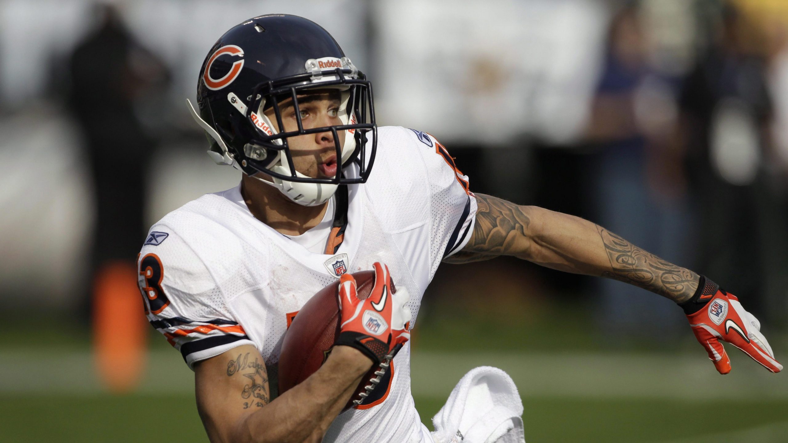 Knox retires after being cut from Bears