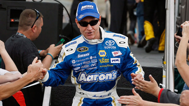 Martin, Vickers replacing injured Hamlin