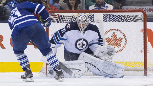 Jets’ Pavelec wins despite disliking shootout