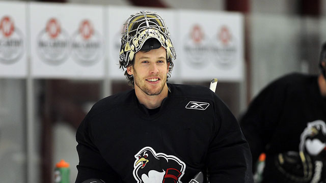 Penguins trade goalie Killeen to Blue Jackets
