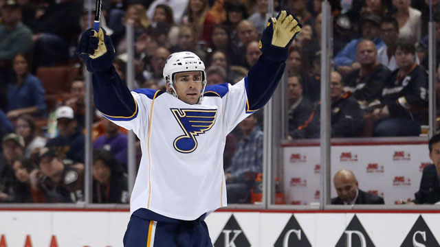 Blues send veteran D-man Redden to Bruins