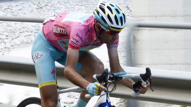 Nibali looks to hang on in final week of Giro