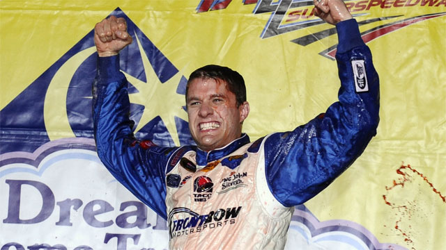 Ragan steals win at Talladega Superspeedway