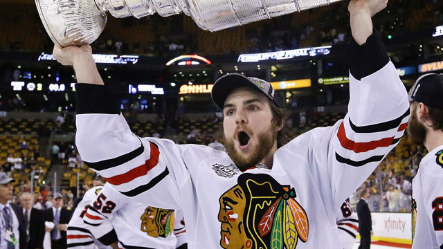 Blackhawks trade Frolik to Jets for draft picks