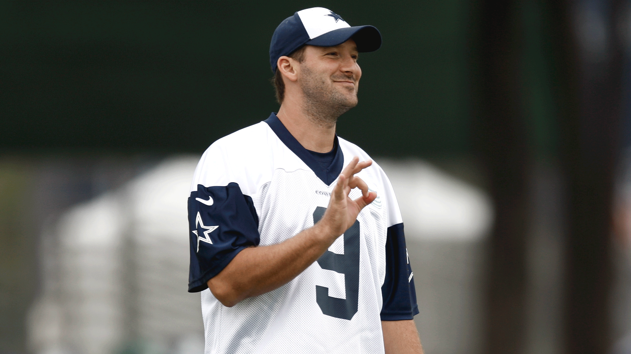 Tony Romo Gif Tony Romo Memes & GIFs Imgflip