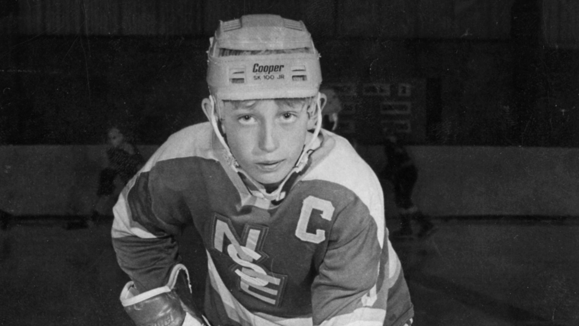 Gretzky’s legendary childhood stick for auction