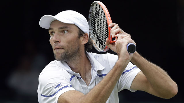 Karlovic beats Berdych in straight sets in Qatar