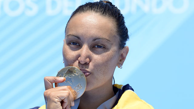 Okimoto takes 10K open water race at worlds