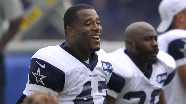 Cowboys release veteran fullback Vickers