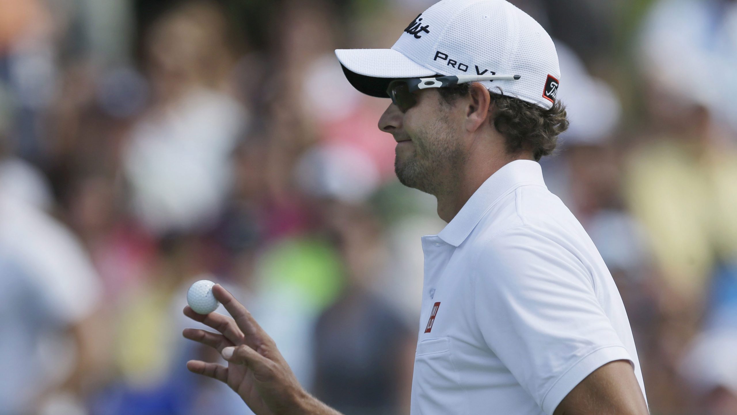 Scott totals lowest combined score in majors