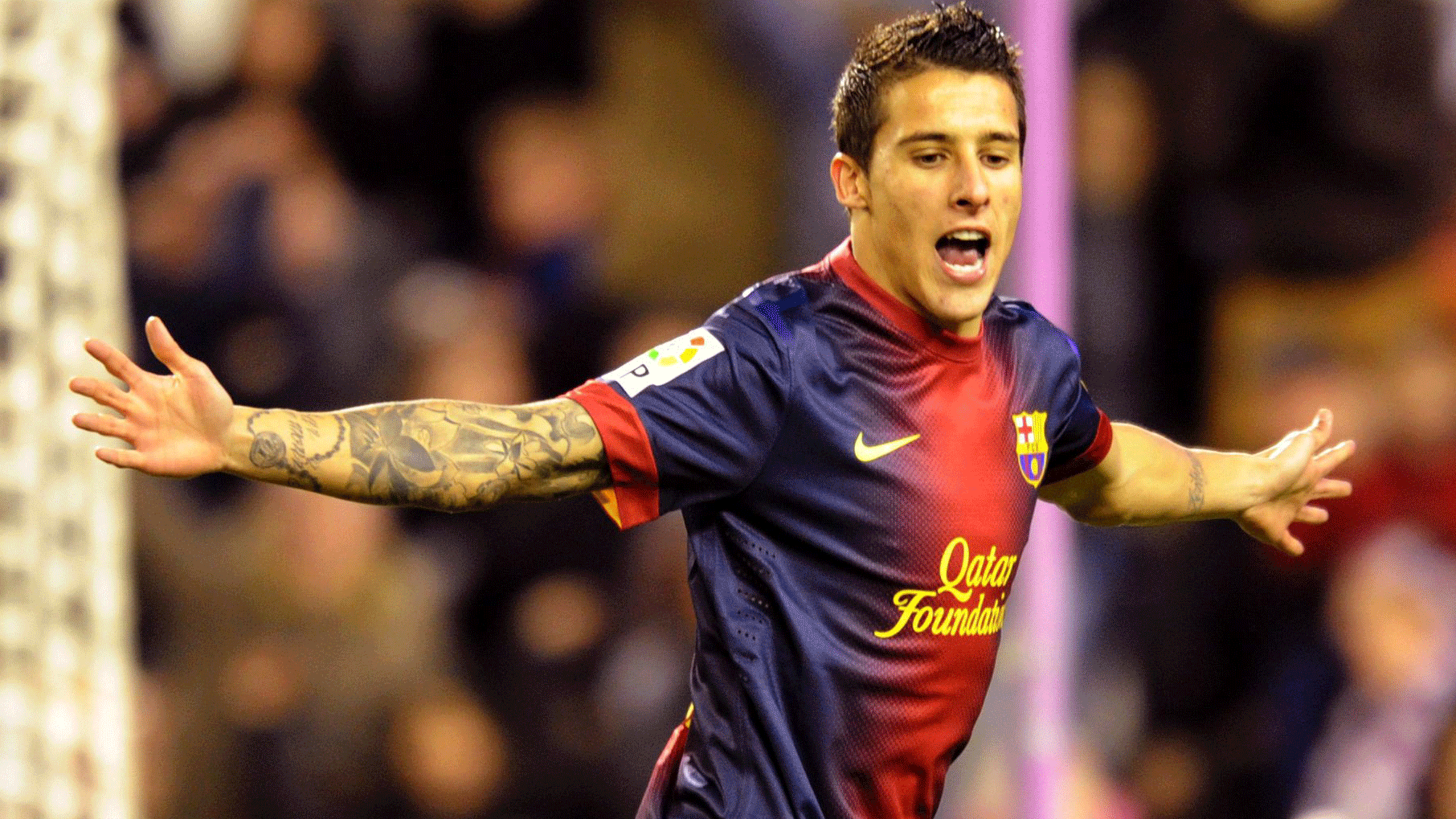 Barcelona locks up Tello through 2018 season