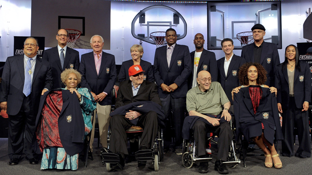 Pitino, Payton among basketball HoF inductees