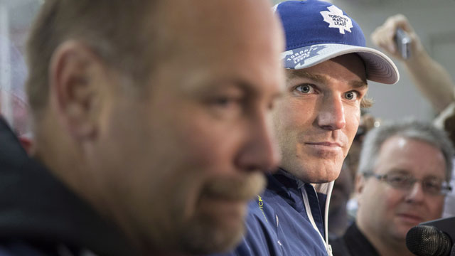 Clarkson not worried about high expectations