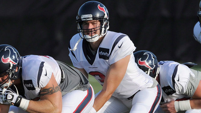 Tiger-Cats sign ex-NFL quarterback McGee