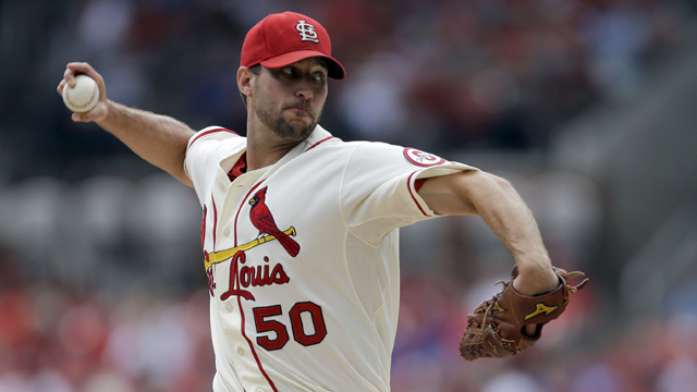 Wainwright picks up win 19 as Cards top Cubs