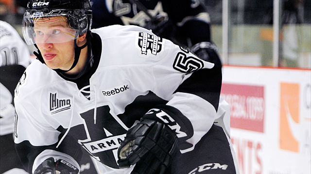 Armada’s Clapperton leading the Q despite size