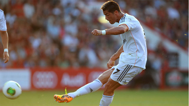 Madrid asks Blatter to apologize to Ronaldo