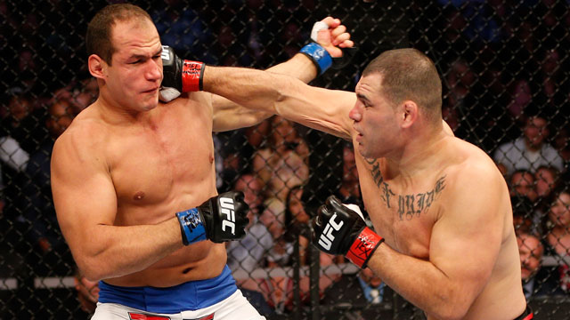 Velasquez retains heavyweight title at UFC 166
