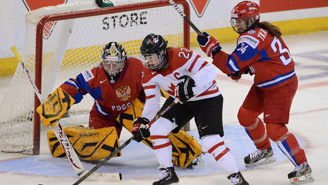 Wickenheiser accepts rest week from team Canada