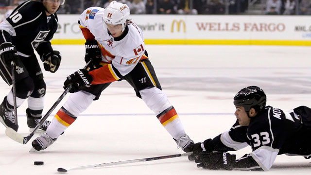 Trade talk surprises Flames’ Backlund