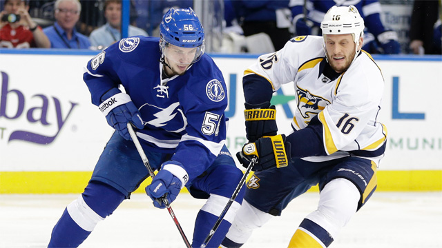 Maple Leafs sign Rich Clune, waive Mark Arcobello