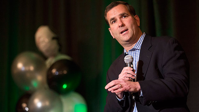 Hahn, Ventura face tough questions from fans