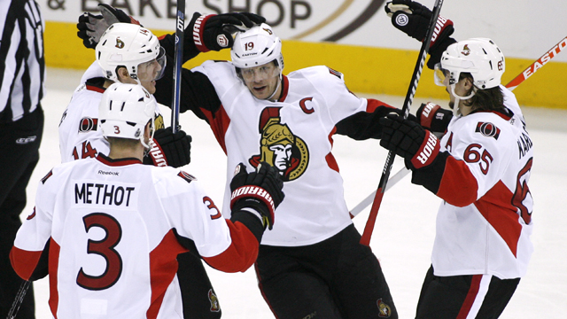 Spezza scores late as Senators edge Jackets
