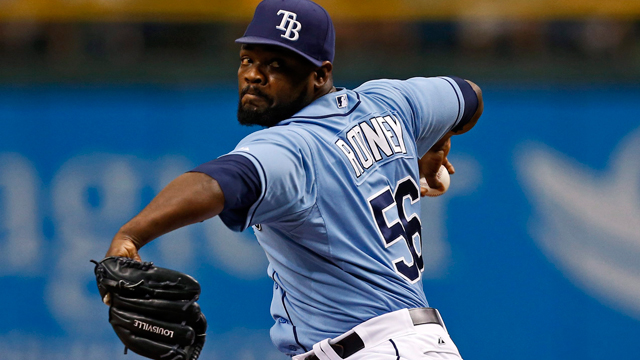 Mariners sign reliever Rodney to $14M deal