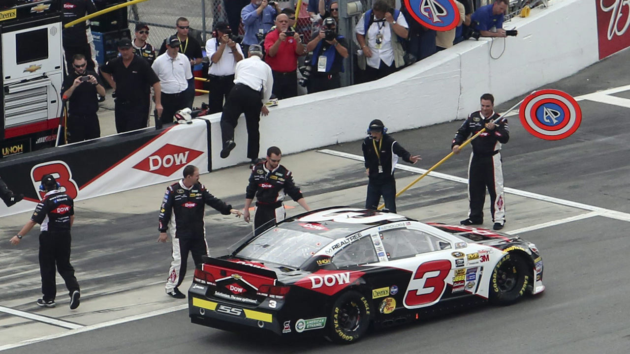 NASCAR to allow cooldown units on pit road