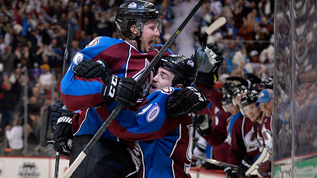 MacKinnon’s OT heroics give Avs 3-2 series lead
