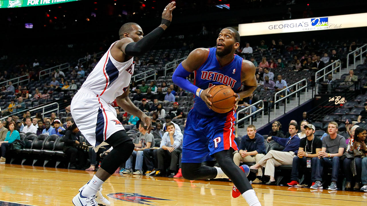 Pistons play role of spoiler, beat Hawks