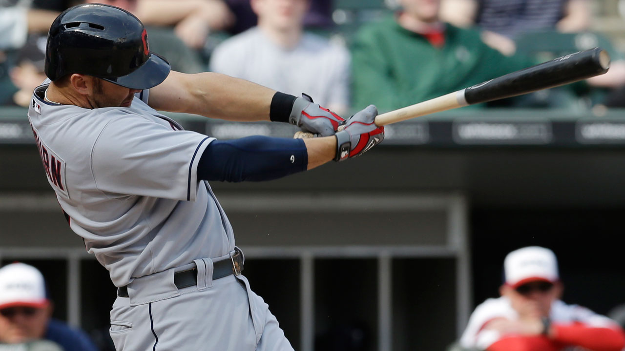 Raburn gets key hit as Indians crush White Sox