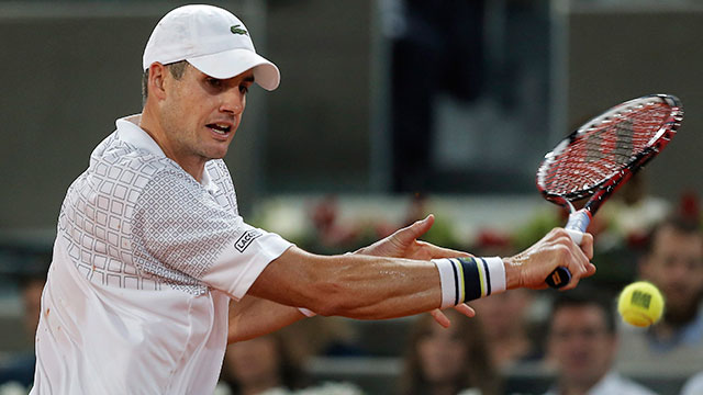 Isner upset by 64th-ranked Melzer in Italy